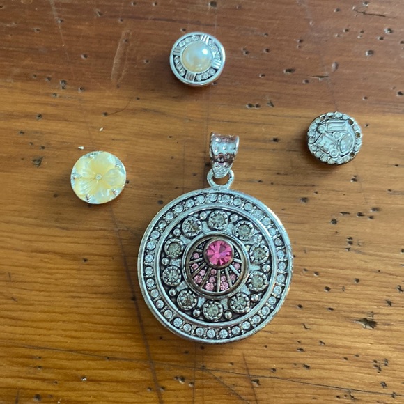 Jewelry | Pendant With Magnetic Interchangeable Designs | Poshmark
